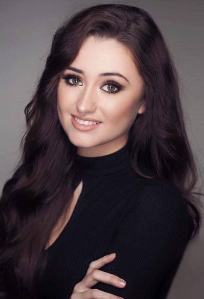 Chloe Dobbin – The Great Pageant Company